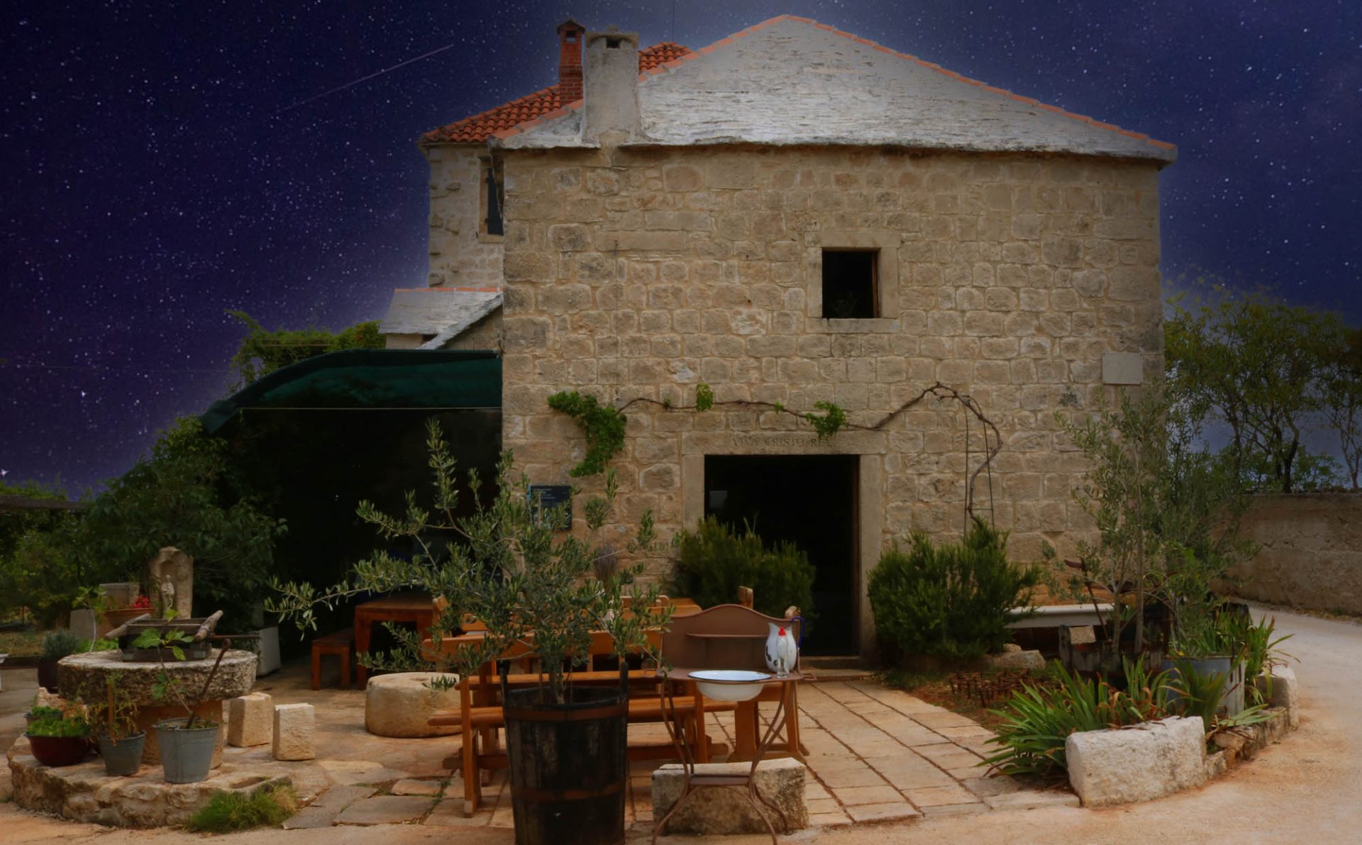 Supetar i Škrip, dva bračka dragulja! - Croatian Travel Journal